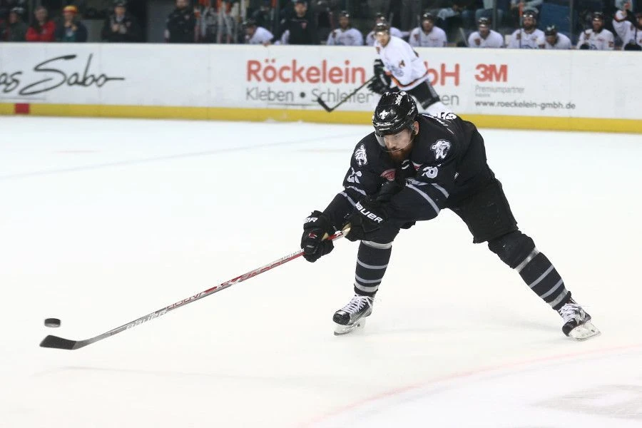 Brandon Segal bleibt ein weiteres Jahr in Nürnberg