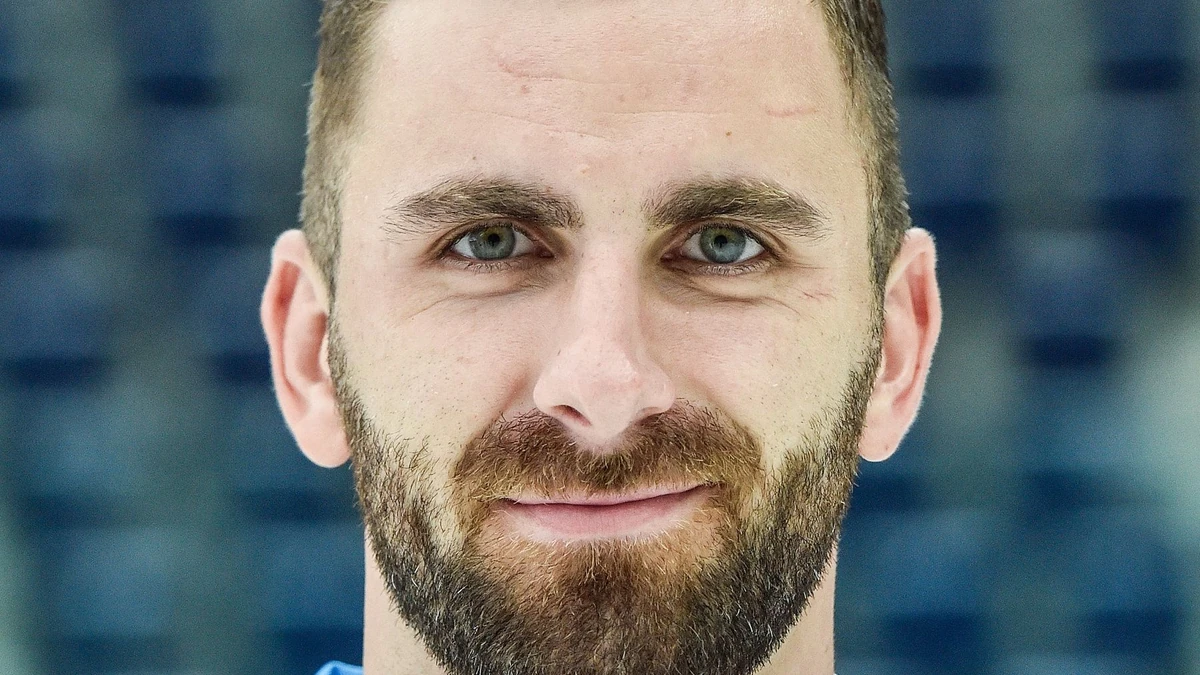 Eispiraten Crimmitschau lizenzieren Gastspieler Lukáš Vantuch