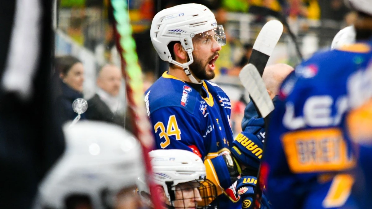 Alexander Dosch bleibt weiteres Jahr bei Lausitzer Füchsen