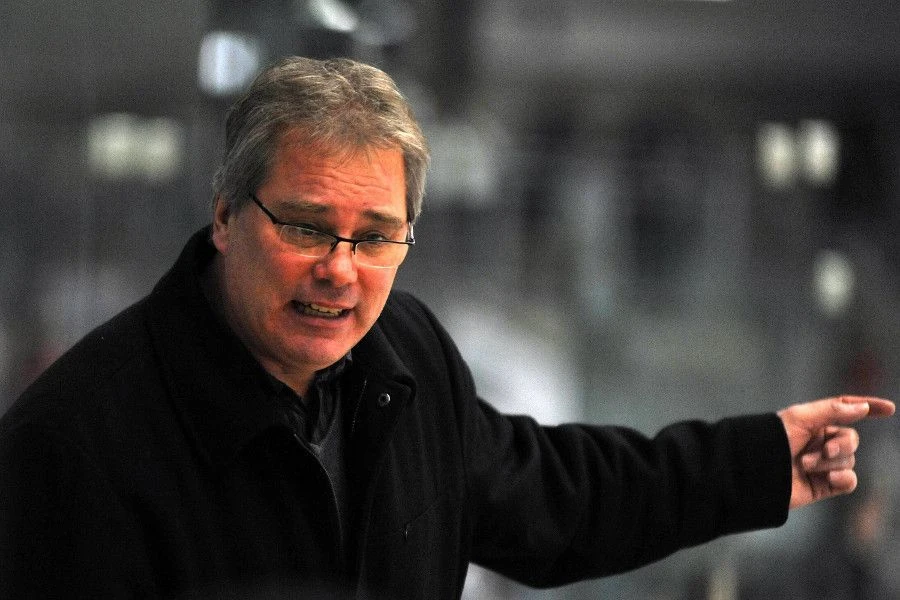 Saale Bulls und Trainer Ken Latta gehen getrennte Wege
