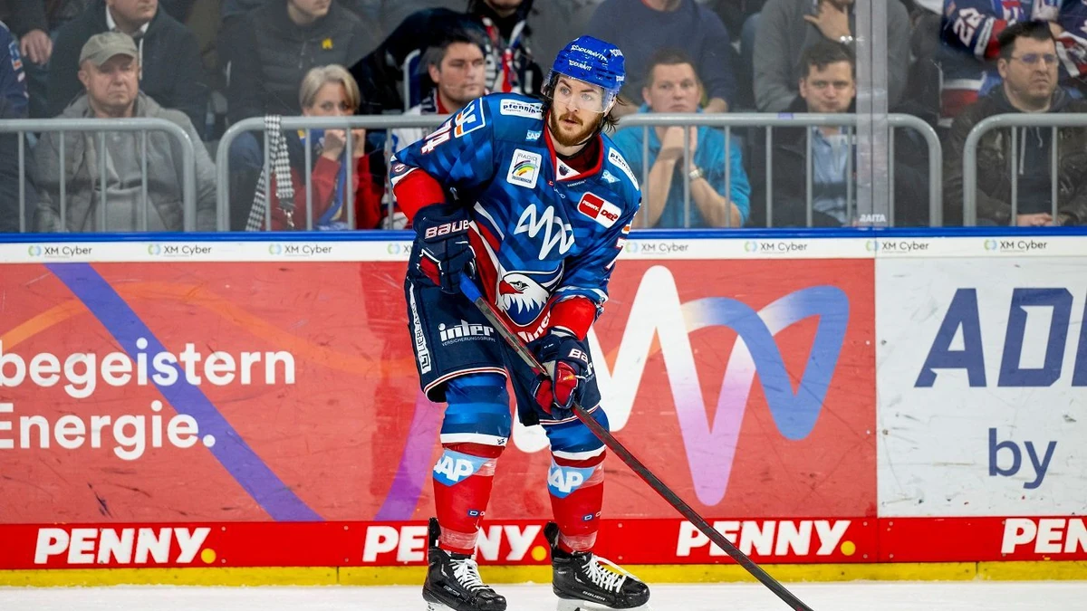 Adler Mannheim verlängern mit Ryan MacInnis